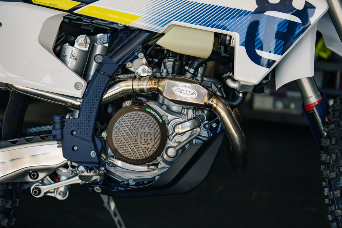 Titanium MegaBomb 041615 – FMF Racing